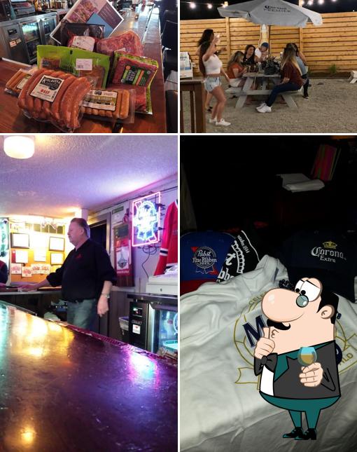 Dutch Inn West in Elgin - Restaurant menu and reviews