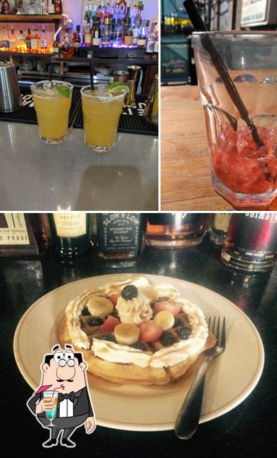 Backstage Bar in Chattanooga - Restaurant reviews