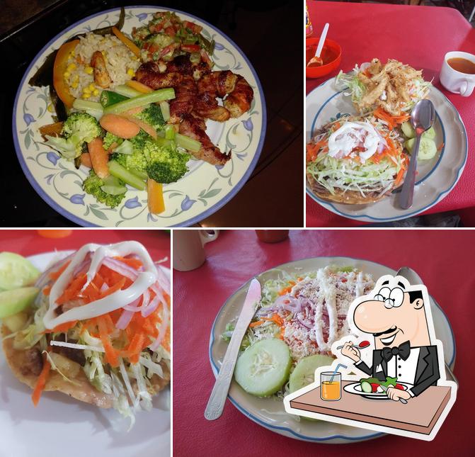 Cenaduria Julia Y Mayel, Mazatlán - Menú del restaurante, precios y reseñas
