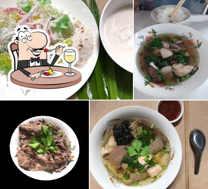 Restaurante Lung Meng Kao Lao Leud Moo - Salaya Soi 15, Khlong Yong ...