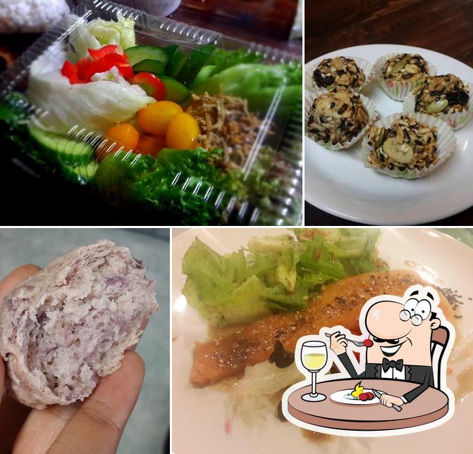 Ban Suan Chan บ้านสวนจันท์ อาหารออร์แกนนิค และผักโครงการหลวง restaurant ...