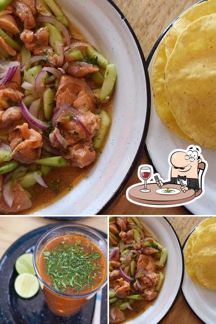 El Caliche pub & bar, Metepec, Paseo de la Asuncion 485 - Restaurant ...