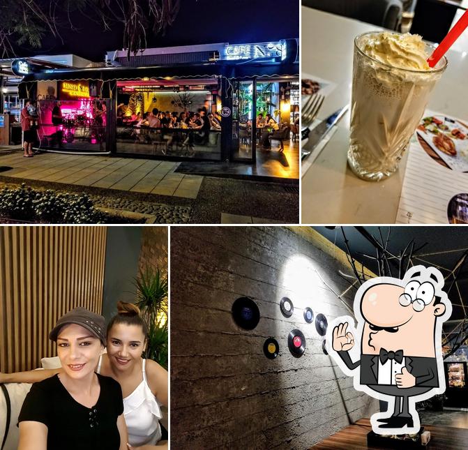 No 8 Lounge Kitchen & Bar - Restaurant menu, prices and reviews