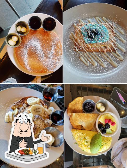 Wilma & Frieda's Cafe in Palm Desert - Restaurant menu and reviews