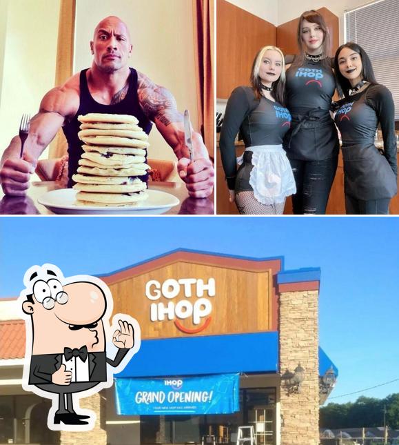 Goth iHop in Brockman - Restaurant reviews