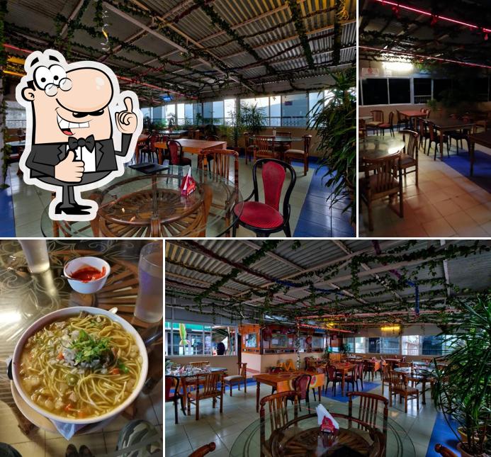 Anola Restaurant, Roof Tof (Above The Coffee Shop), Gangtok ...