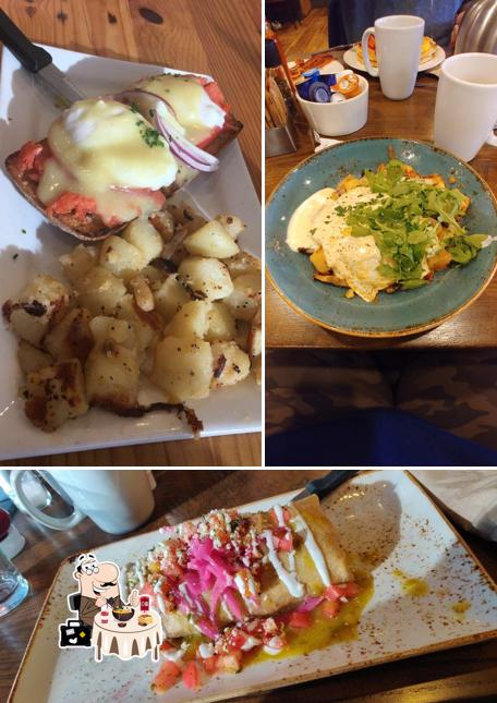 First Watch, 80 W Kemper Rd in Springdale - Restaurant menu and reviews