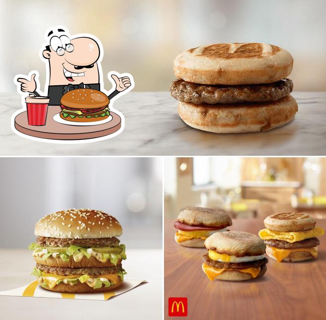 McDonald's, 1018 W Frontage Rd in Alamo - Restaurant menu and reviews
