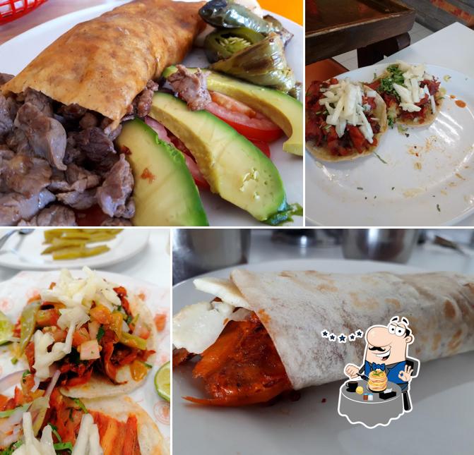 Tacos Los Tarascos La Cima restaurant, Zapopan, Lat. Juan Gil Preciado ...