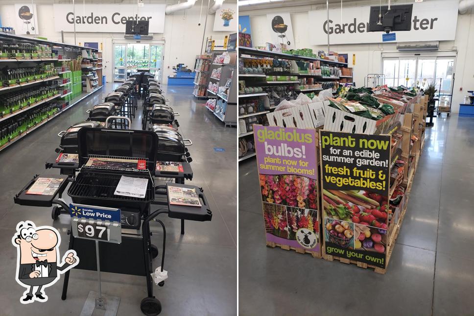 Walmart Supercenter in Fall River - Restaurant reviews
