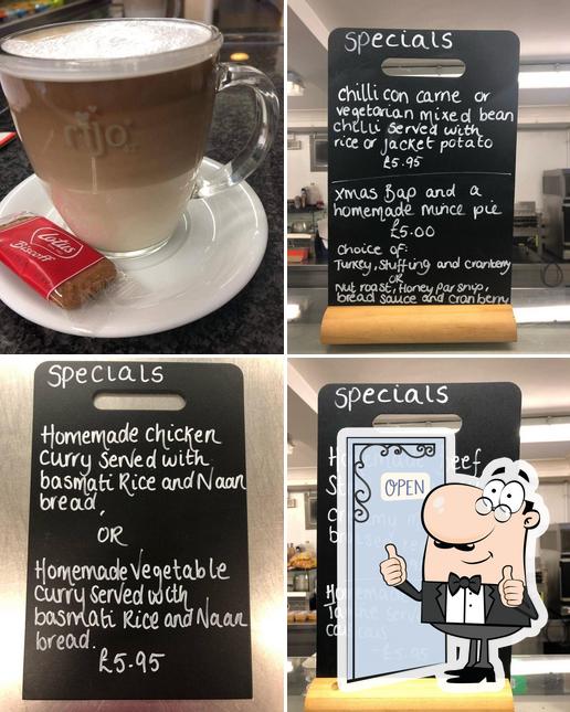 The atrium, croesnewydd hall in Wrexham - Restaurant reviews