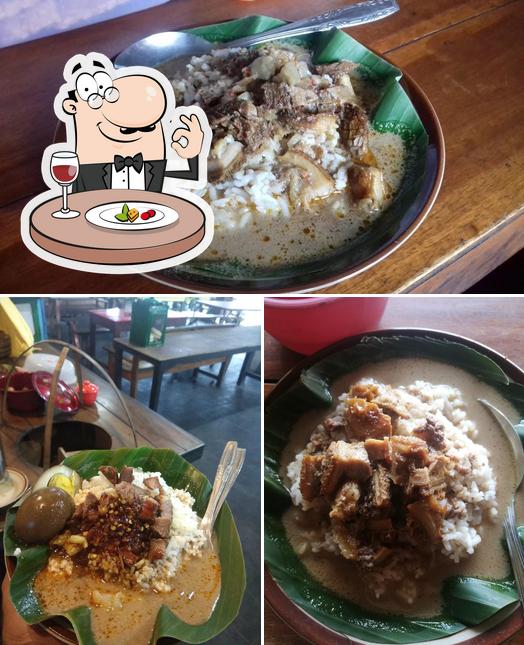 Nasi Gandul PakBo restaurant, Sendangadi, Jl. Amerta Raya No.5 ...