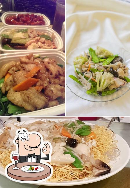 Original Triple Crown in Chicago - Restaurant menu and reviews