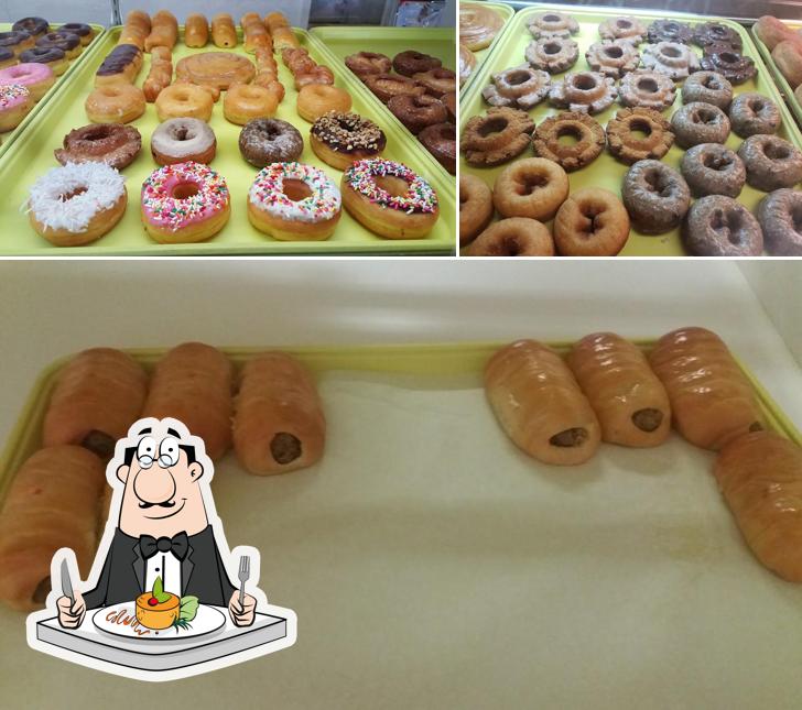 Paradise Donuts in Oyster Creek - Restaurant menu and reviews