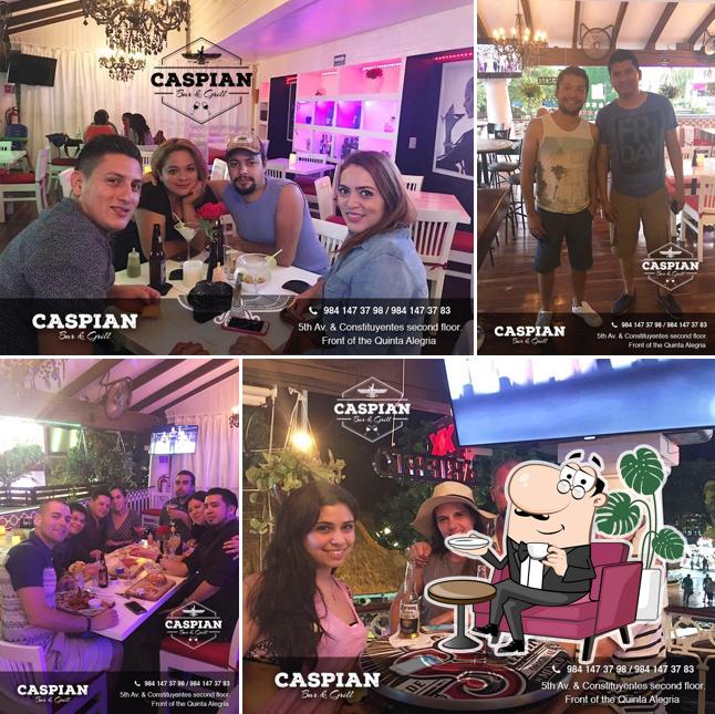 Caspian Bar & Grill, Playa del Carmen - Restaurant reviews