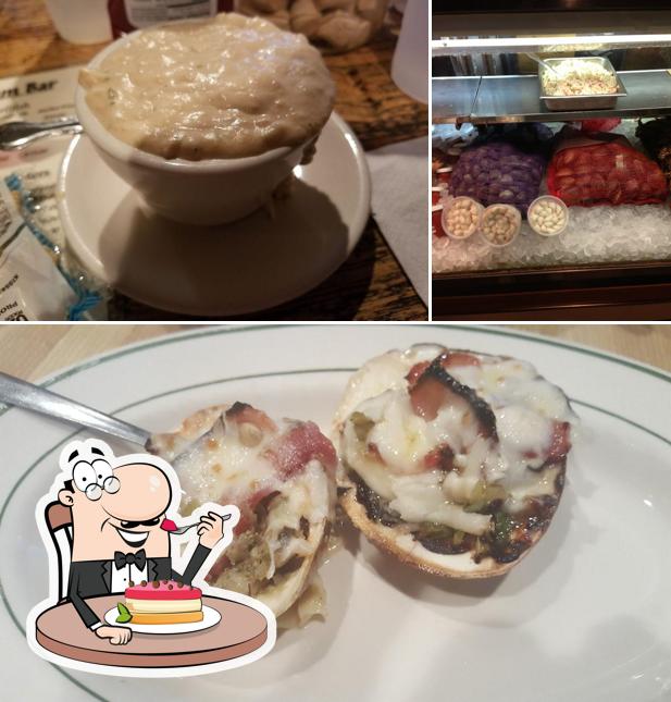 Cap'n Cats Clam Bar & Tavern in West Deptford - Restaurant menu and reviews