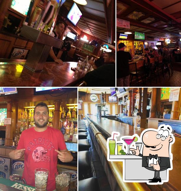 Colonel Hart's in Wauwatosa - Restaurant menu and reviews