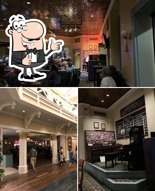 River Roost, 1251 Riverside Dr in Orlando - Restaurant menu and reviews