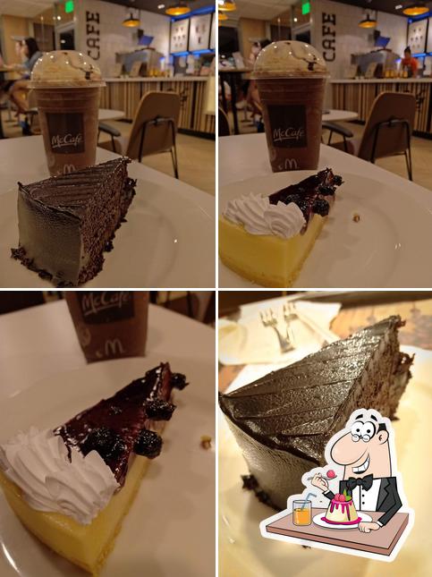 McCafé cafe, Manila, J23R+VXF - Restaurant reviews
