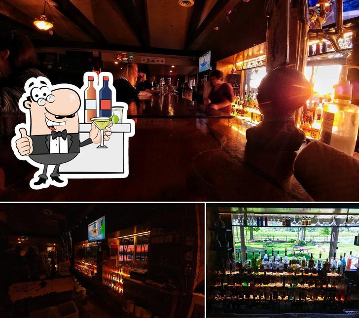 Captain Missy's Bar, Tichigan - Restaurant menu, prices and reviews