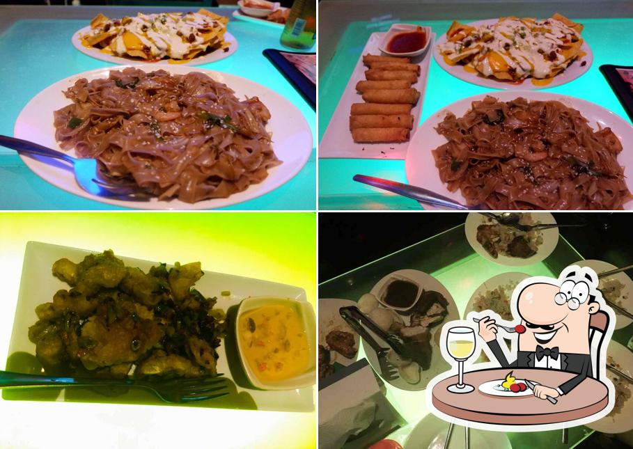 CenterStage, Pasay - Restaurant menu, prices and reviews