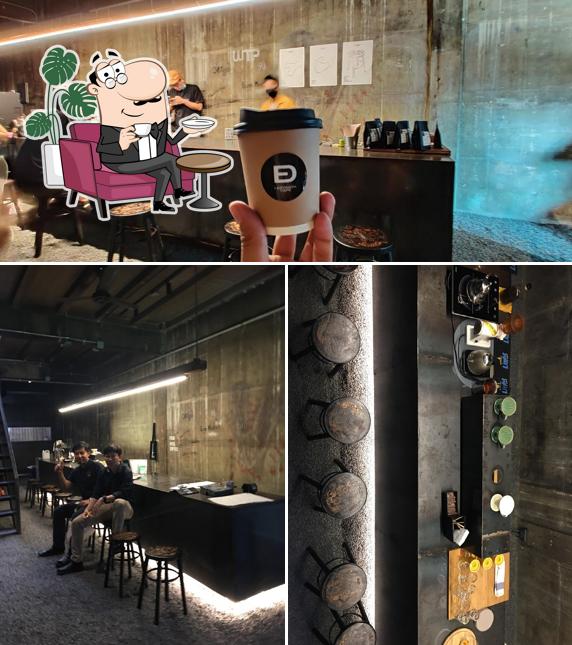 LabyRinth Cafe, Bangkok - Restaurant reviews