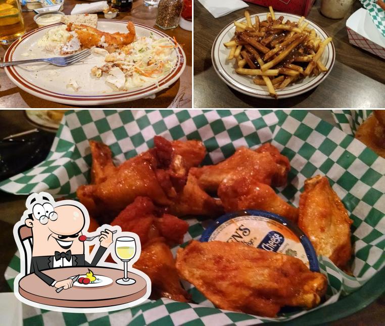 Wiechec's Lounge, Buffalo - Restaurant menu, prices and reviews