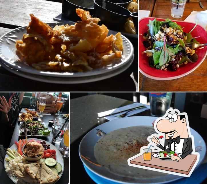 Rogue Pier 39 Public House in Astoria - Restaurant menu and reviews