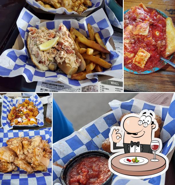 Sportsterz Bar and Grill in Geneva-on-the-Lake - Restaurant menu and ...