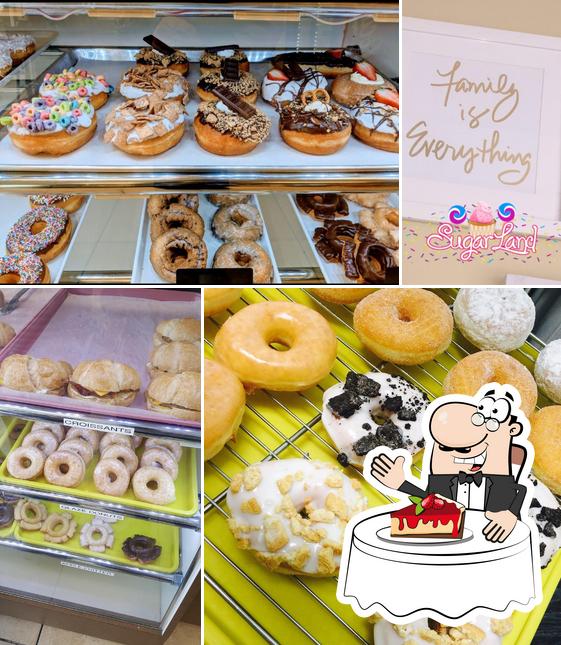 Beez Donuts in Sugar Land - Restaurant menu and reviews