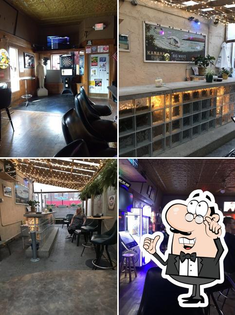 The Roundabout Bar in Green Bay - Restaurant reviews