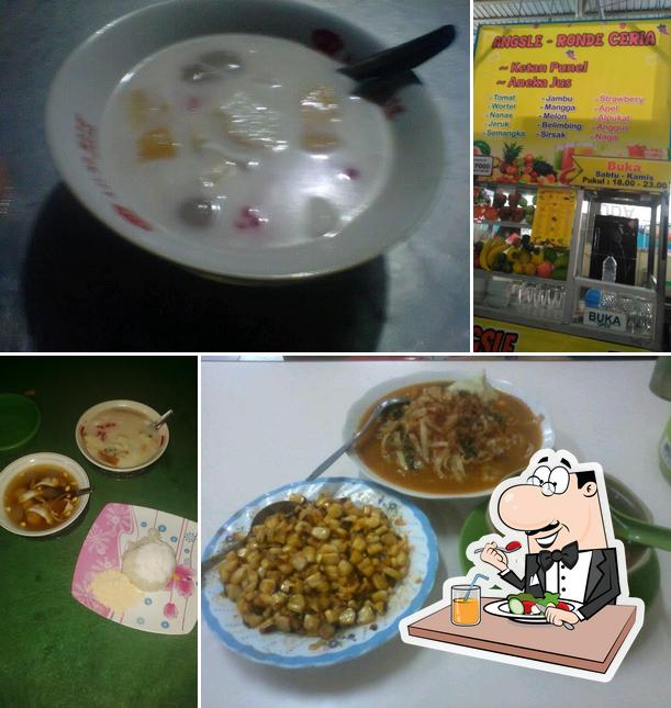 ANGSLE RONDE CERIA restaurant, Surabaya, Jl. Menur Pumpungan No.38 ...