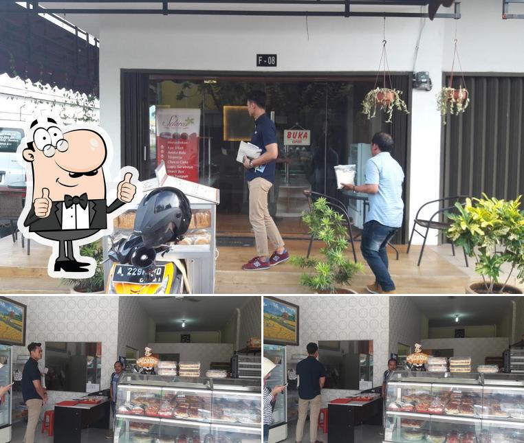 Inti Bakery & Cake - Citra Raya, Tangerang - Opiniones del restaurante