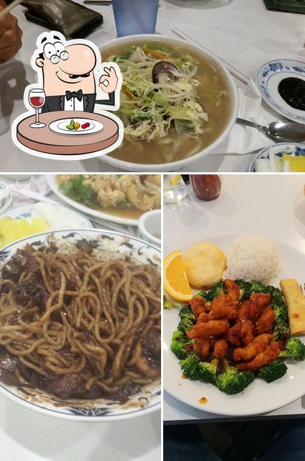 Royal Wok Chinese Restaurant in Dallas - Restaurant menu and reviews