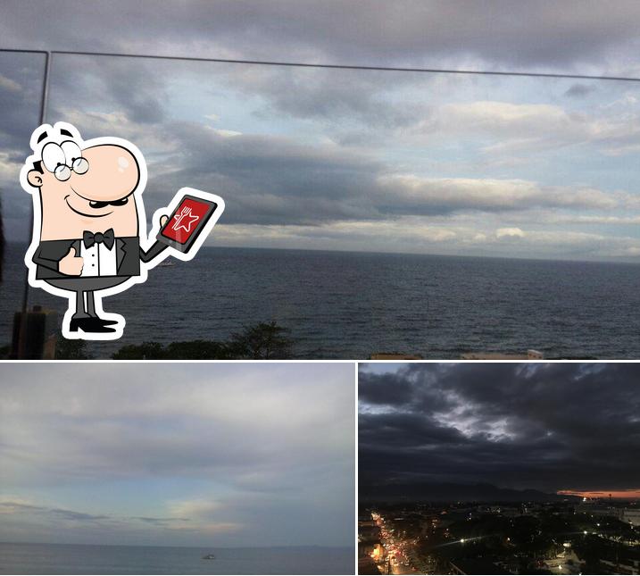 C&L Bayview Rooftop Bar, Dumaguete - Restaurant reviews