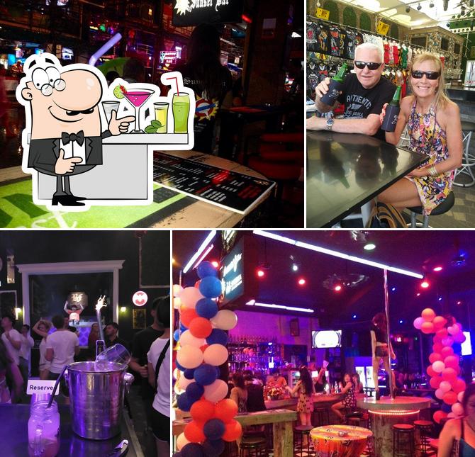 Sunset Bar, Kathu, 50 Pee Rd. - Restaurant reviews