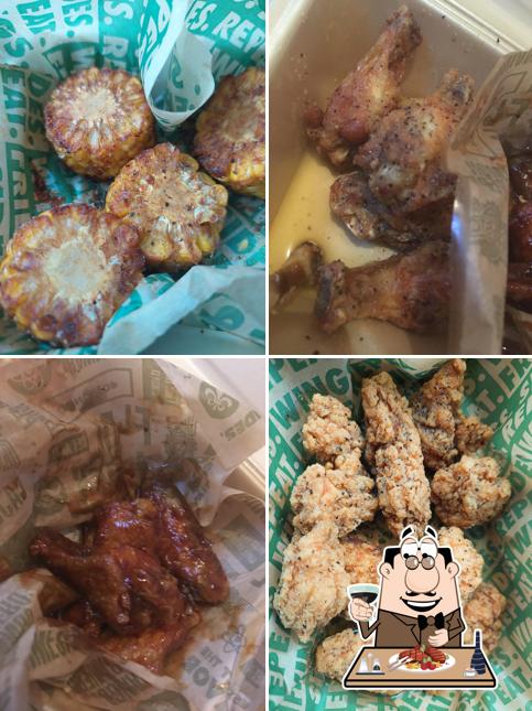 Wingstop, 16650 NW 27th Ave in Miami Gardens - Restaurant menu and reviews
