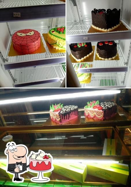 Manis Bakery, Medan Estate - Restaurant reviews