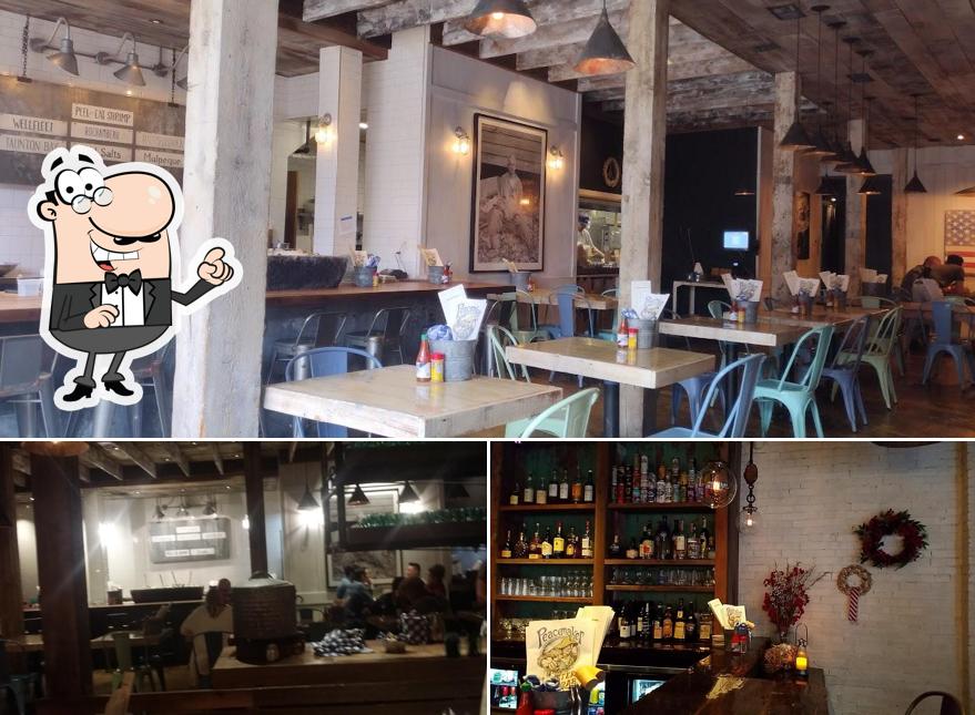 Peacemaker Lobster & Crab, St. Louis - Restaurant menu, prices and reviews