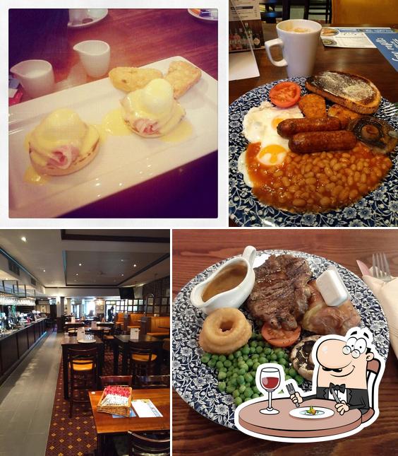 The Muckle Cross - JD Wetherspoon in Elgin - Restaurant menu and reviews