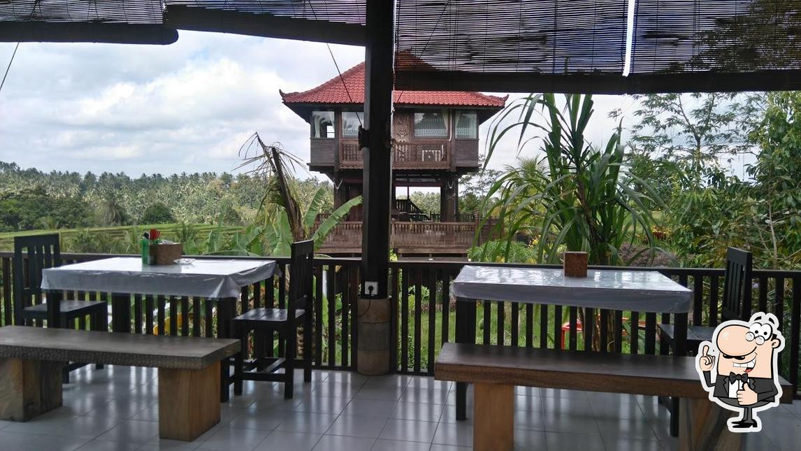 Warung Ravaya Arim And Villa Tengah Sawah restaurant, Indonesia ...