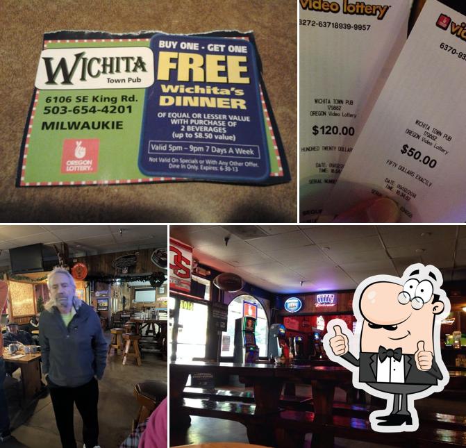 Wichita Town Pub, Milwaukie - Restaurant menu, prices and reviews