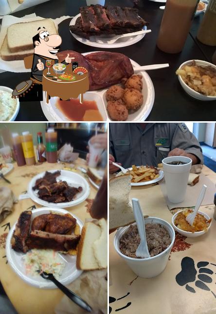 Pig Out, Wellford - Restaurant menu, prices and reviews