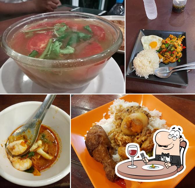 Farida Fatornee, Bangkok - Restaurant menu, prices and reviews