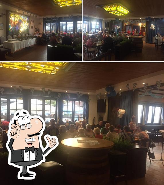 Brauhaus Creeten im Grachtenhof, Frechen - Speisekarte, Preise und ...