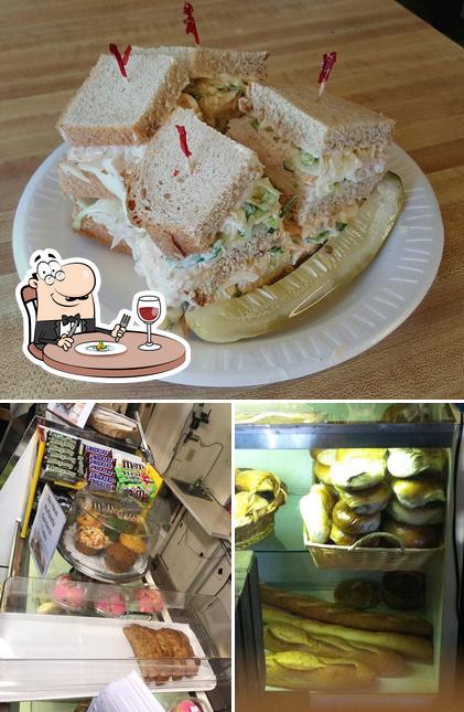 Hilltop Deli in High Bridge - Restaurant menu and reviews