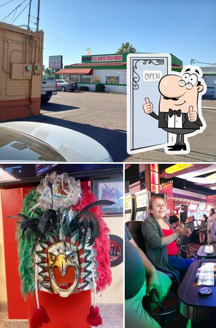 Taco Samich, 2716 W Van Buren St in Phoenix - Restaurant menu and reviews