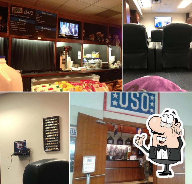 USO Club in Grapevine - Restaurant reviews