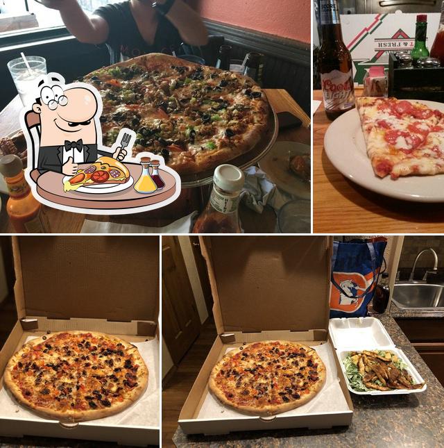 Pazzo's Pizzeria in Avon - Restaurant menu and reviews