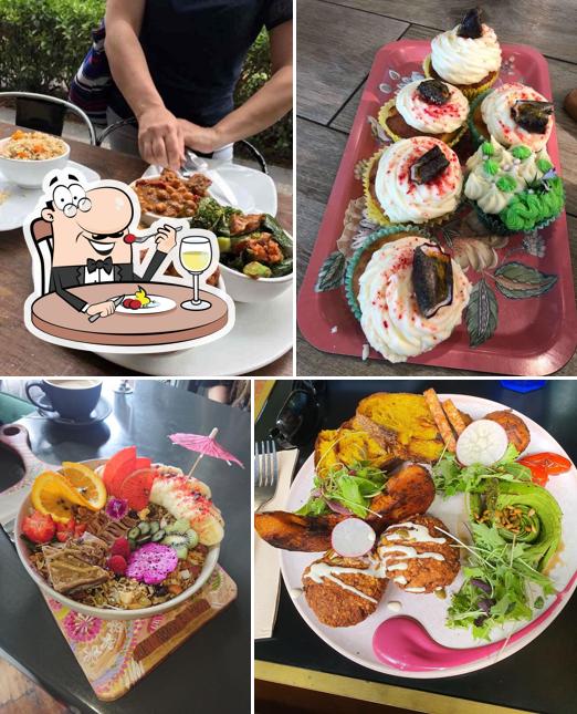 The Cardamom Pod, Broadbeach - Restaurant menu, prices and reviews